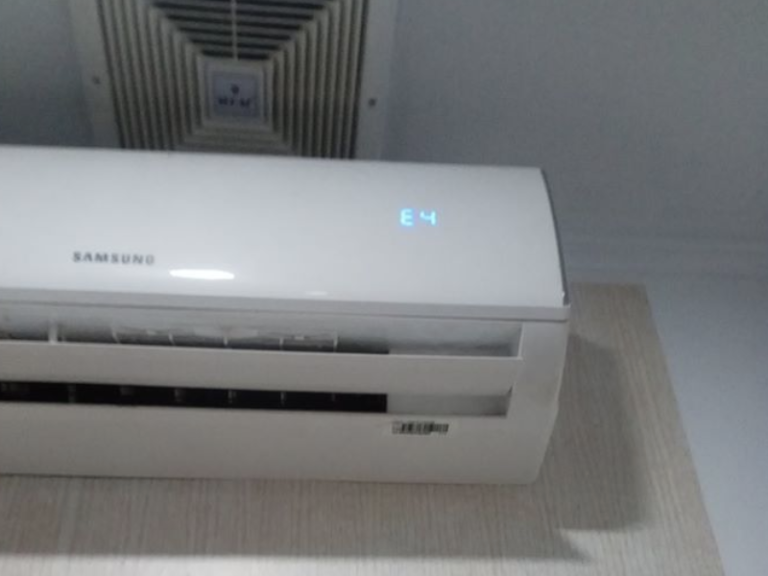 삼성 에어컨 오류 E4를 수정하는 방법